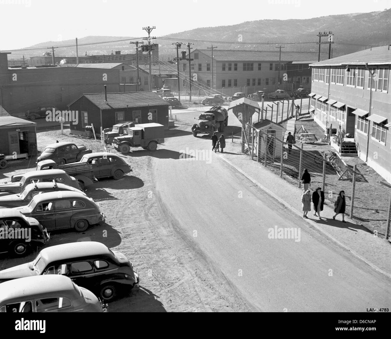 January 1947 hi-res stock photography and images - Alamy