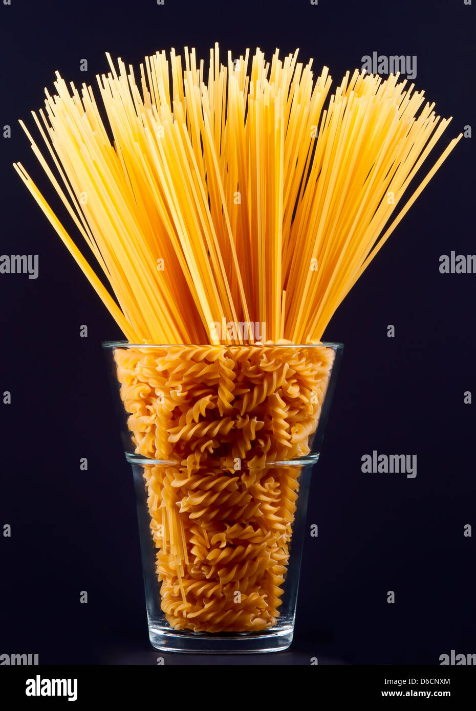 Spaghetti and pasta in vase Stock Photo - Alamy