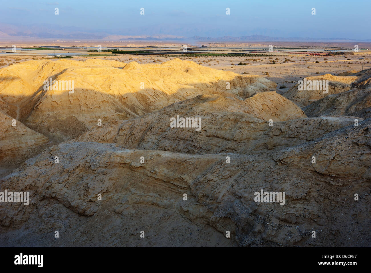 Arava desert in the first rays of the sun Stock Photo - Alamy
