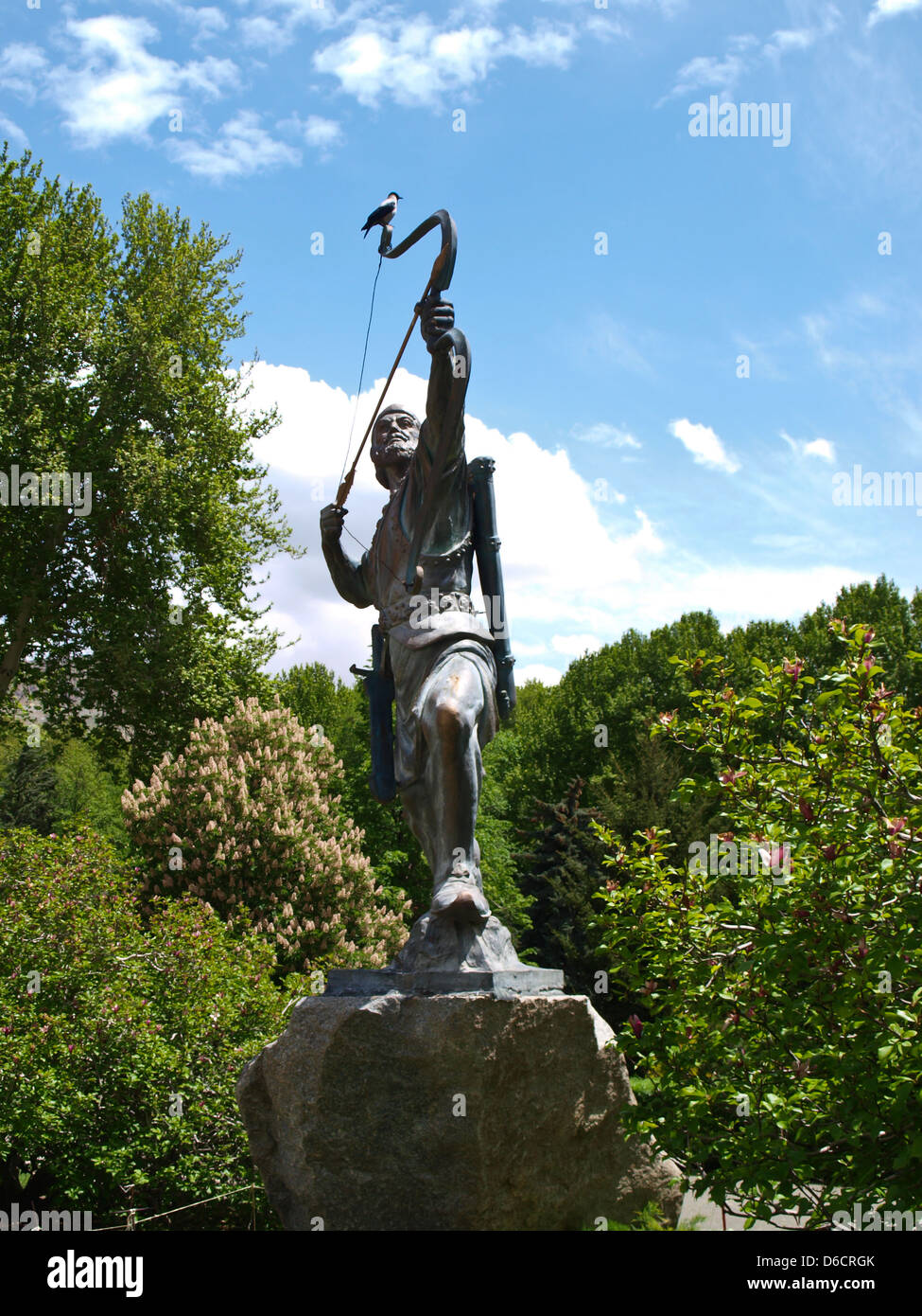 Statue of an archer in Tehran, Iran Stock Photo - Alamy