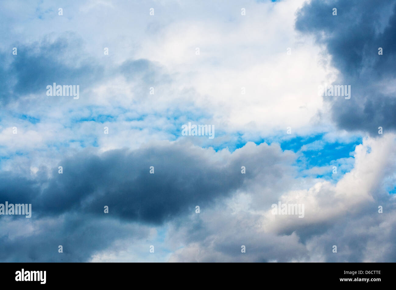 Heavy storm clouds bringing the cold winter rain Stock Photo - Alamy