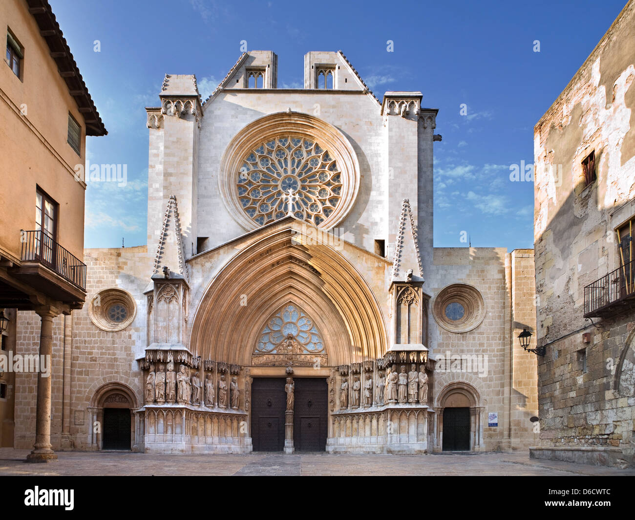 Tarragona cathedral hi-res stock photography and images - Alamy