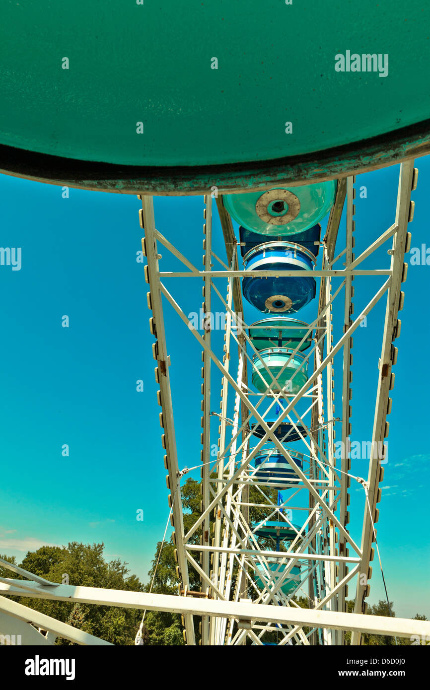 Carnival rides hi-res stock photography and images - Alamy