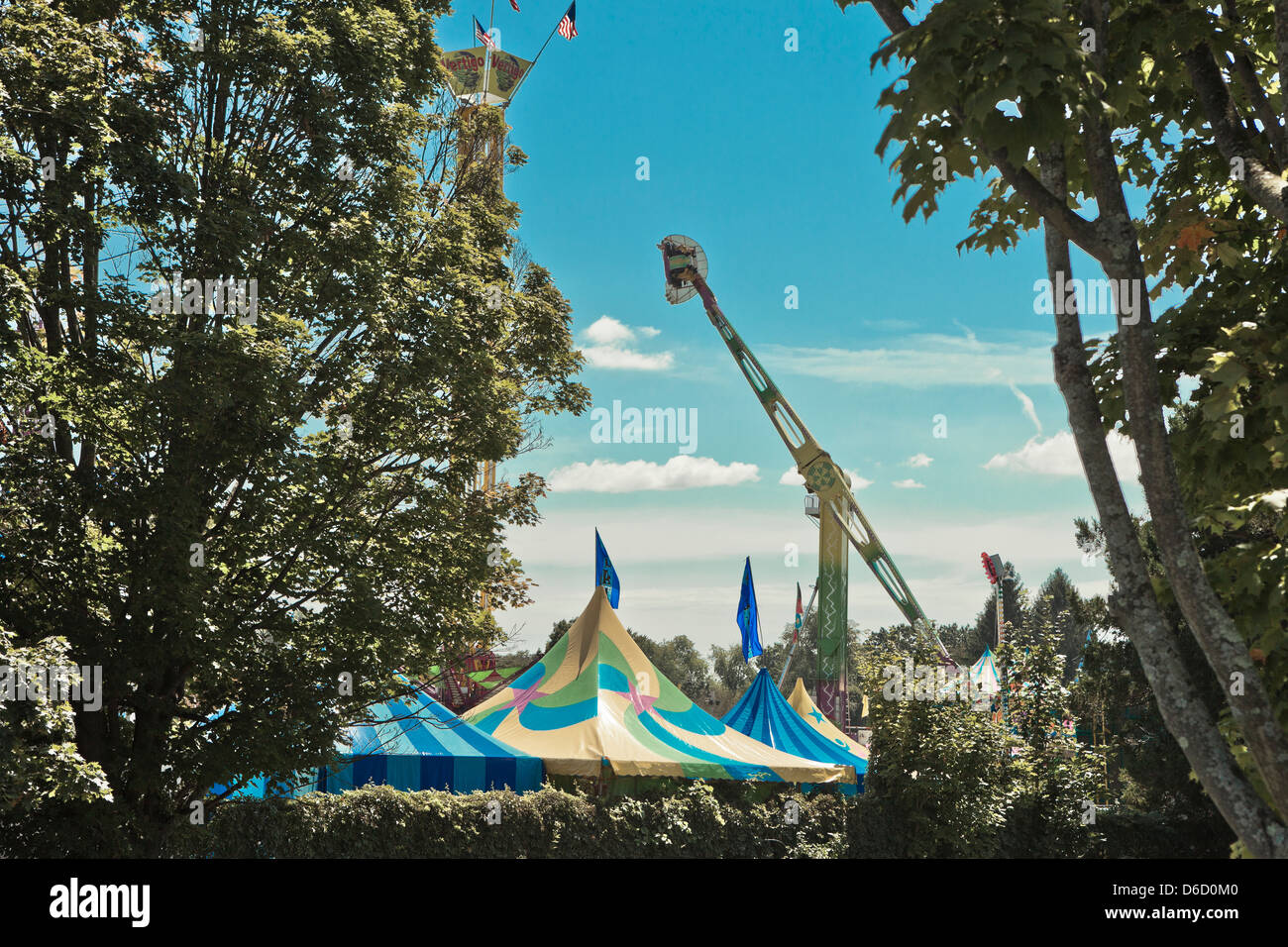County fair rides hi-res stock photography and images - Alamy