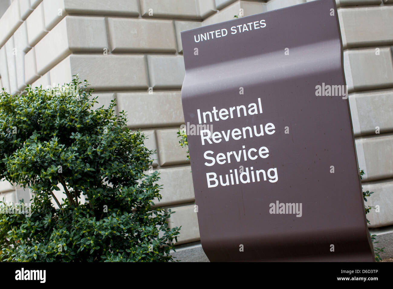 The headquarters of the Internal Revenue Service in downtown Washington ...