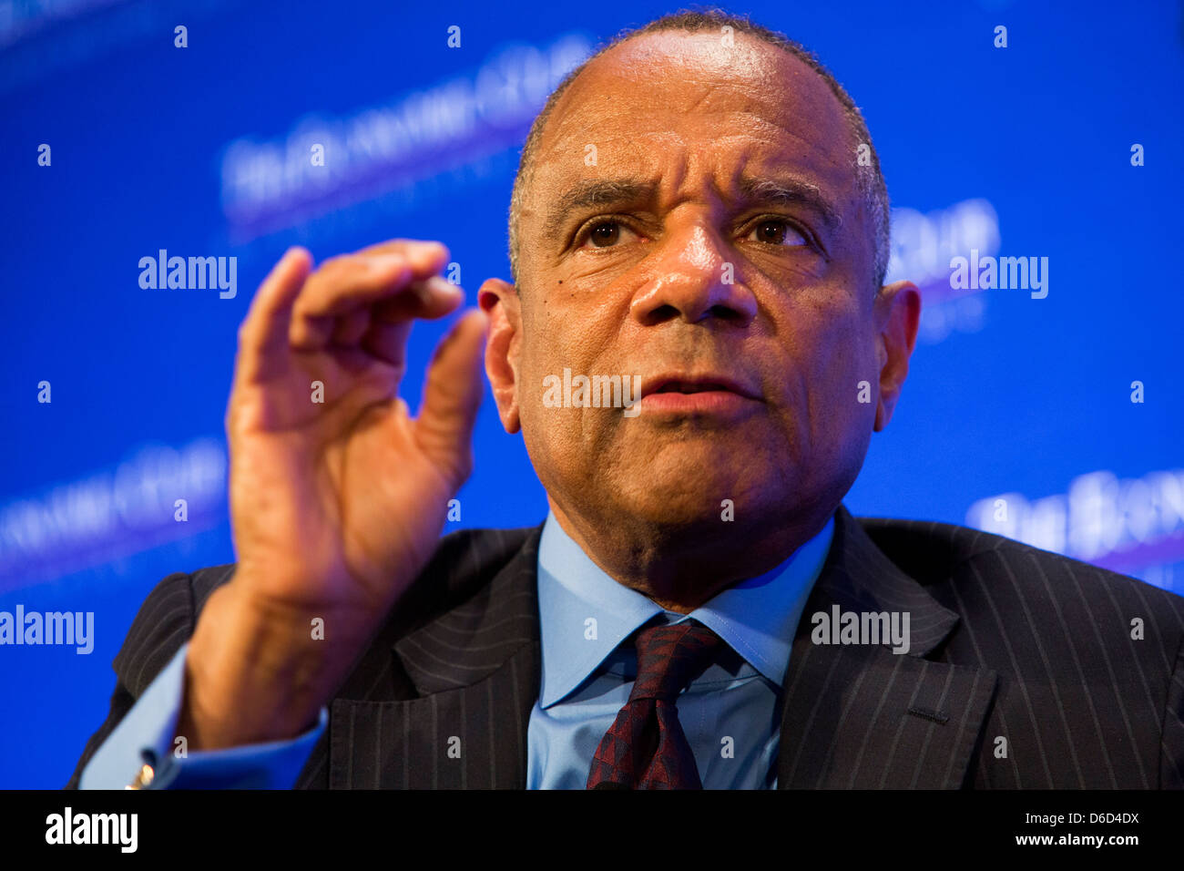 Kenneth Irvine Chenault, Chairman and CEO of American Express Stock ...