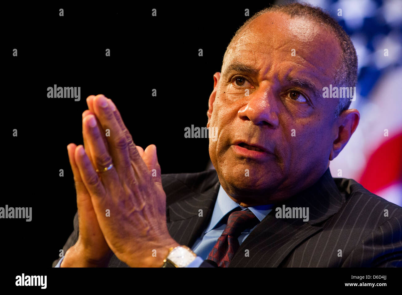 Kenneth Irvine Chenault, Chairman and CEO of American Express Stock ...