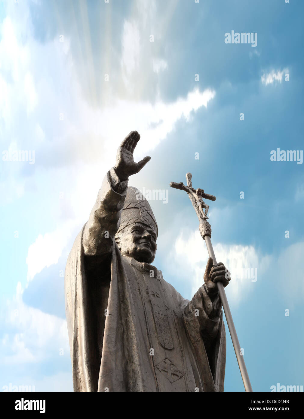 Bronze statue pope john paul hi-res stock photography and images - Alamy