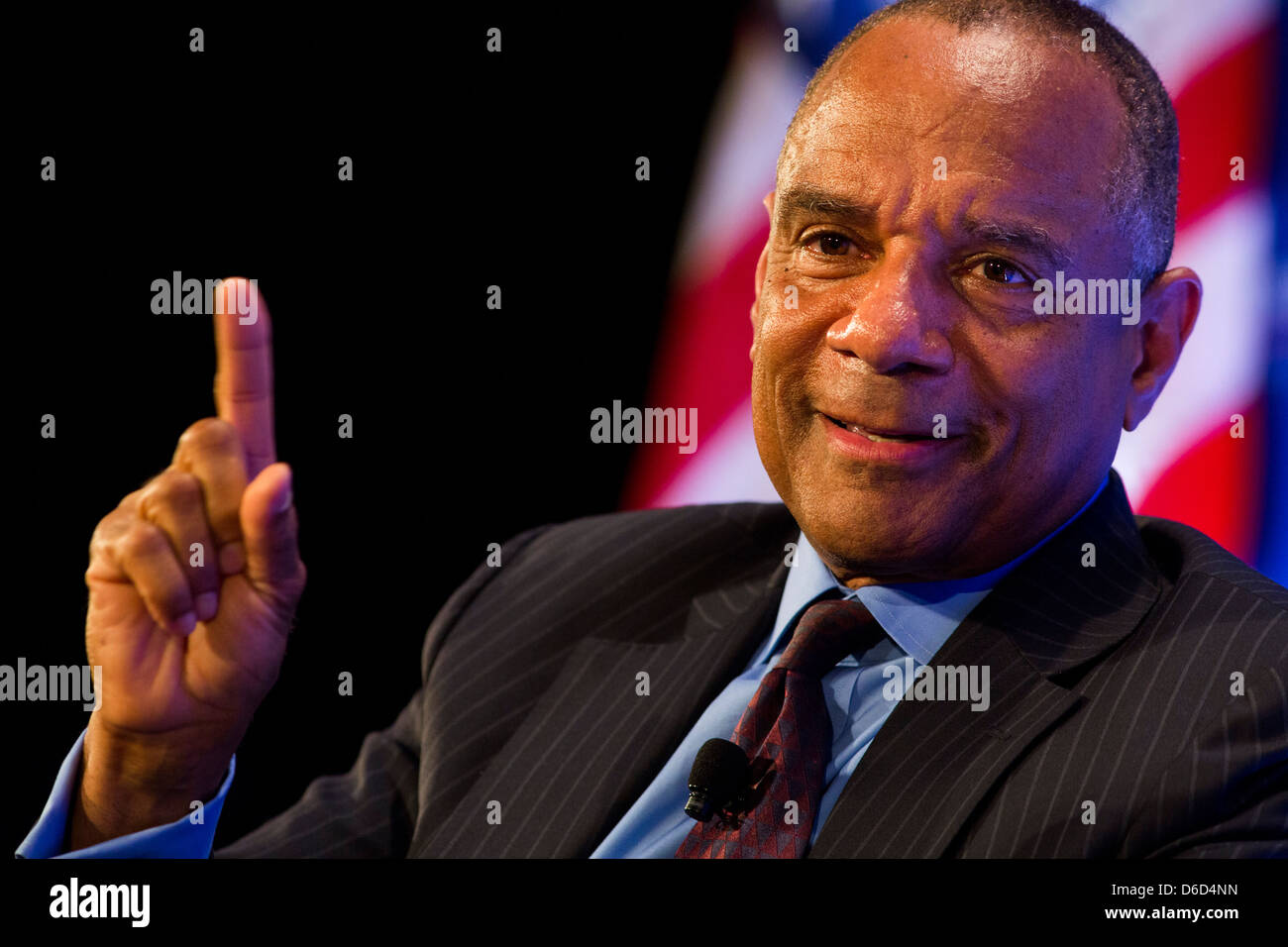 Kenneth Irvine Chenault, Chairman and CEO of American Express Stock ...