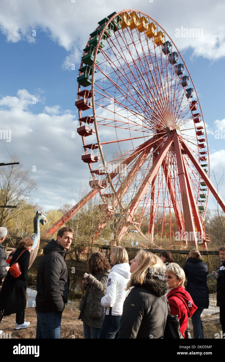 Berlin, Germany, an old ferris wheel in an abandoned amusement park ...
