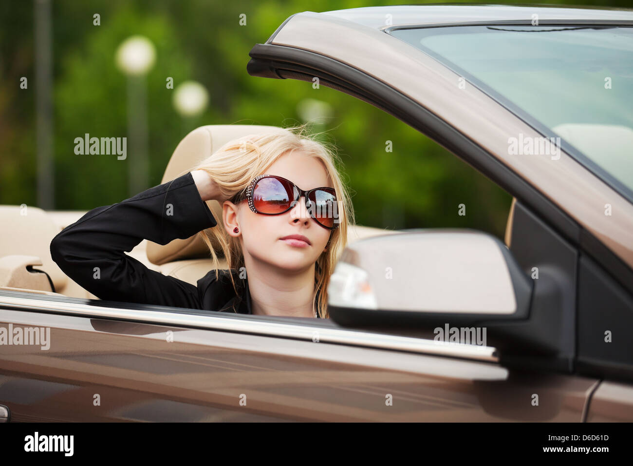 Teens driving convertible hi-res stock photography and images - Alamy