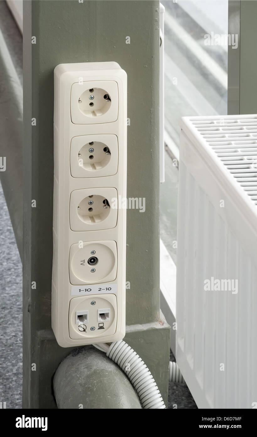 Scientific communication hi-res stock photography and images - Alamy