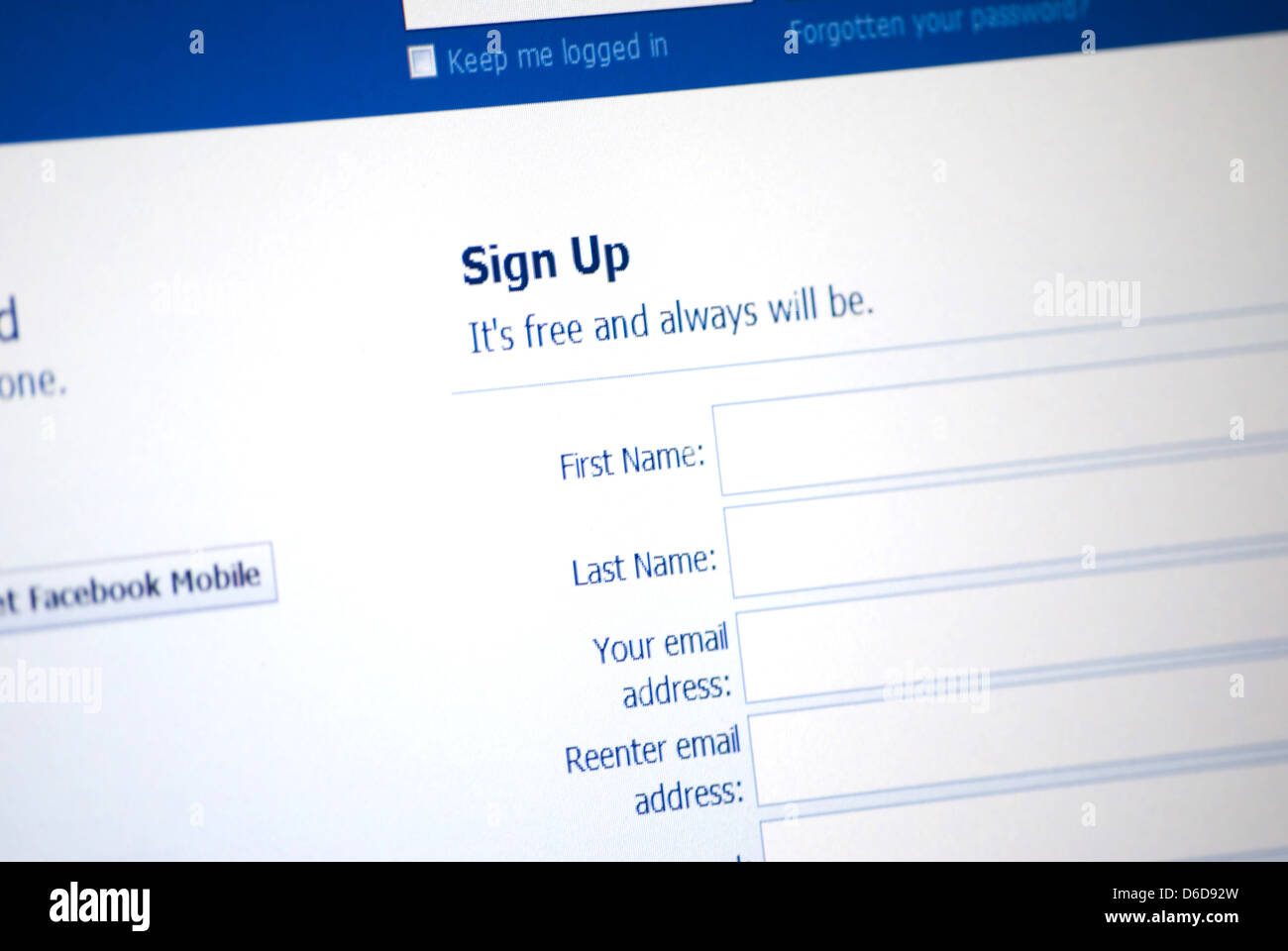 Facebook media hi-res stock photography and images - Alamy