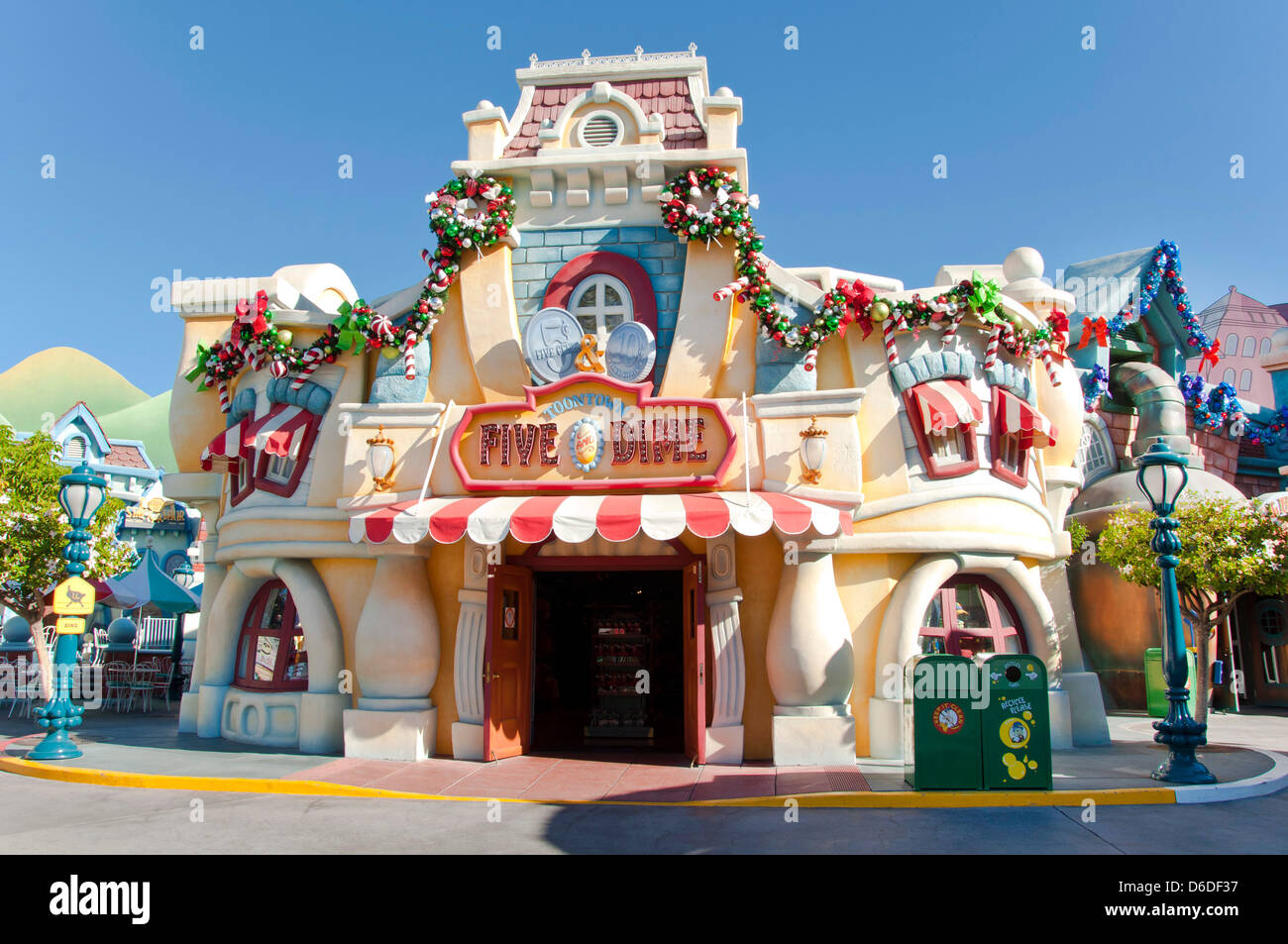 Disneyland Amusement Park, Anaheim, California USA Stock Photo - Alamy