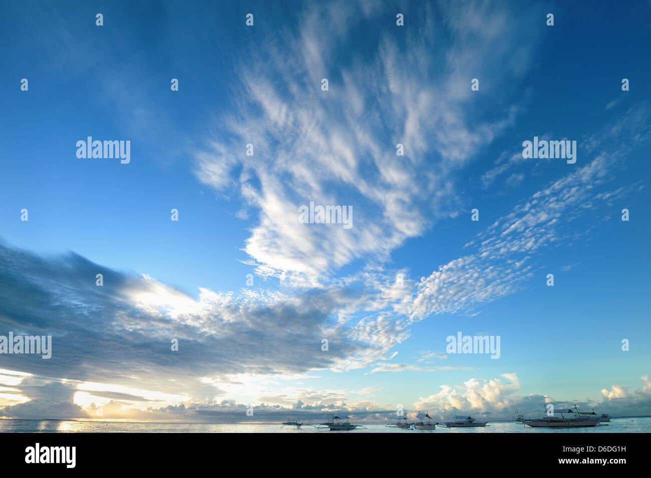 Sky above sea Stock Photo - Alamy