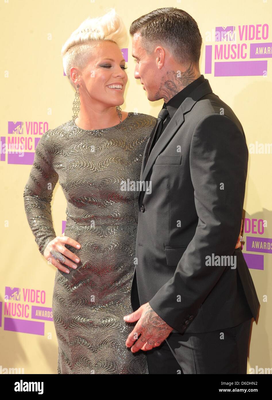Singer Pink and husband Carey Hart arrive at the MTV Video Music Awards ...