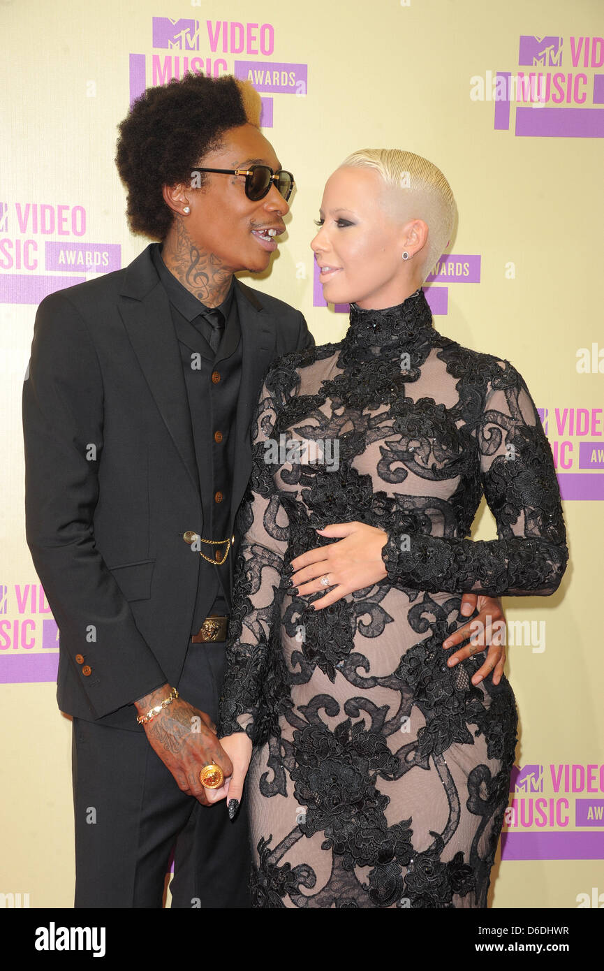 Model Amber Rose and boyfriend, rapper Wiz Khalifa arrive at the MTV ...
