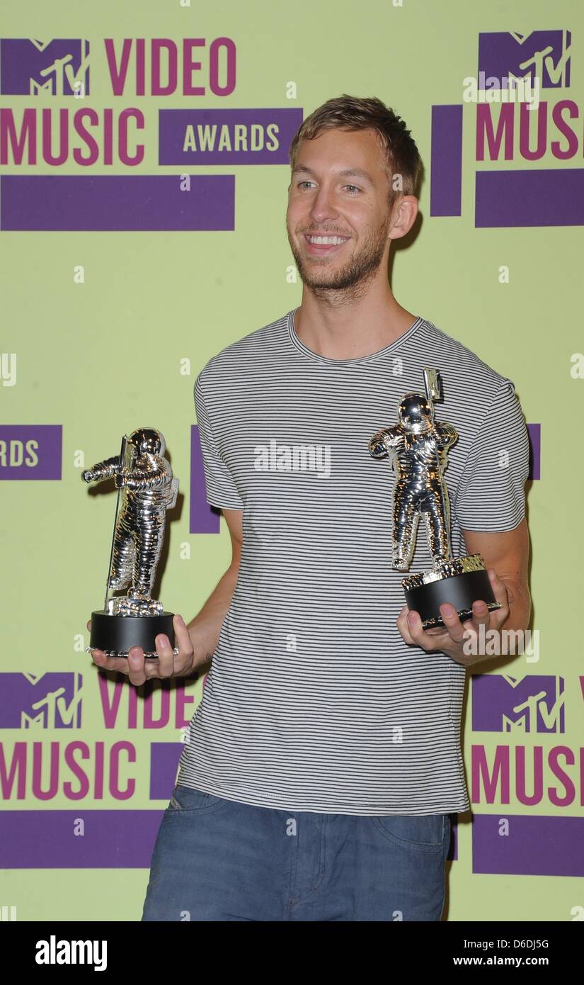 Scottish singer / DJ Calvin Harris poses at the MTV Video Music Awards ...