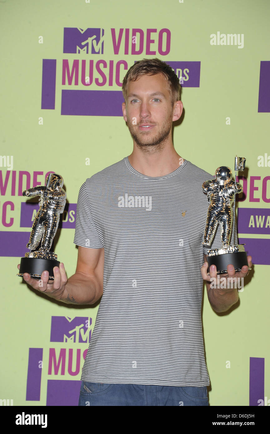 Scottish singer / DJ Calvin Harris poses at the MTV Video Music Awards ...