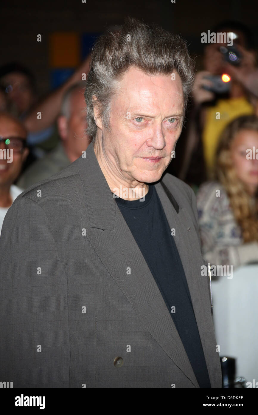 Actor Christopher Walken arrives at the premiere of "Seven Psychopaths ...