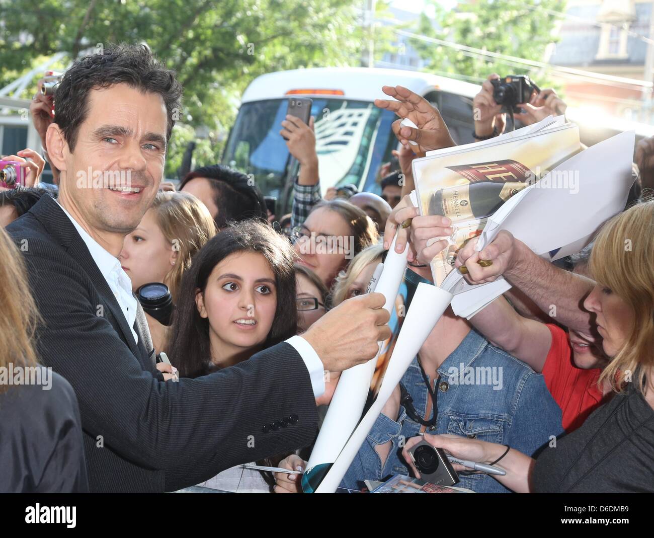 Co-Director Tom Tykwer arrives at the world premiere of "Cloud Atlas ...