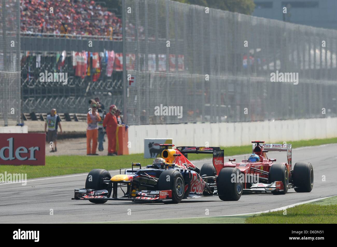 Red bull overtake formula one hi-res stock photography and images - Alamy