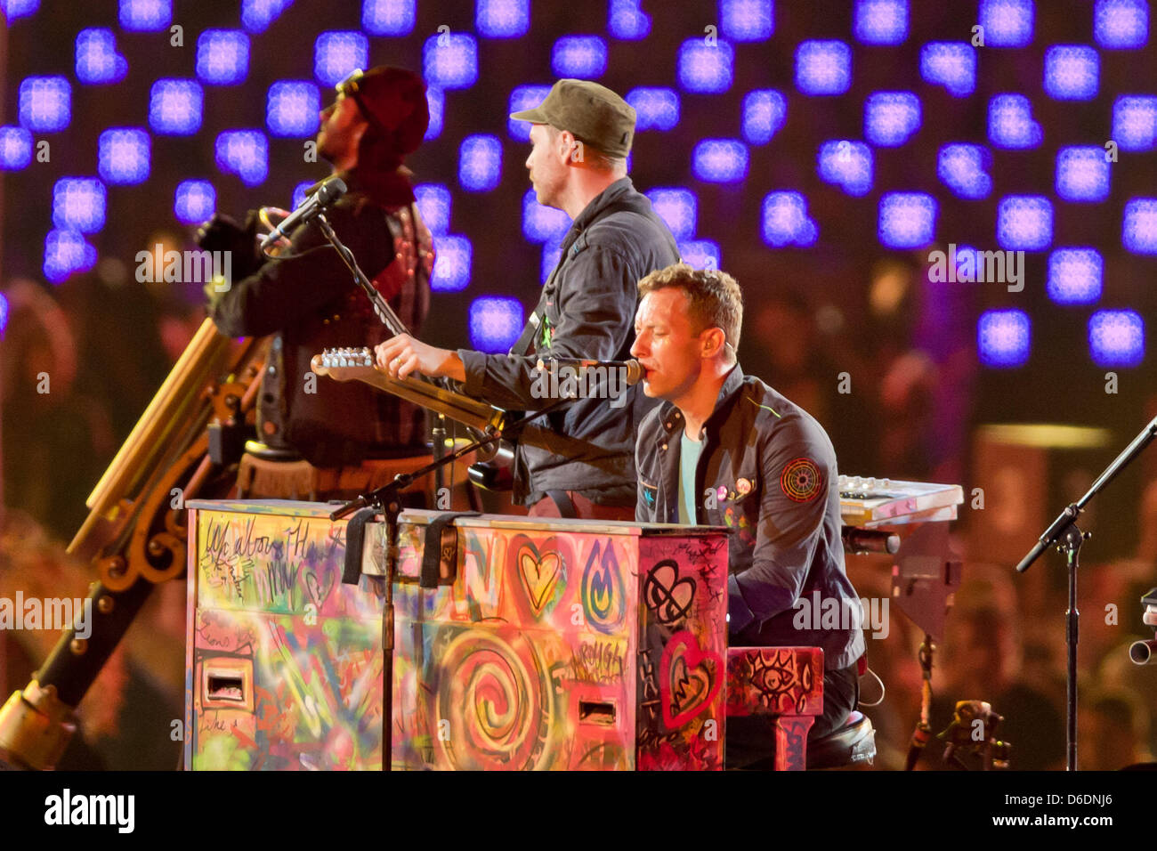 Coldplay 2012 hi-res stock photography and images - Alamy