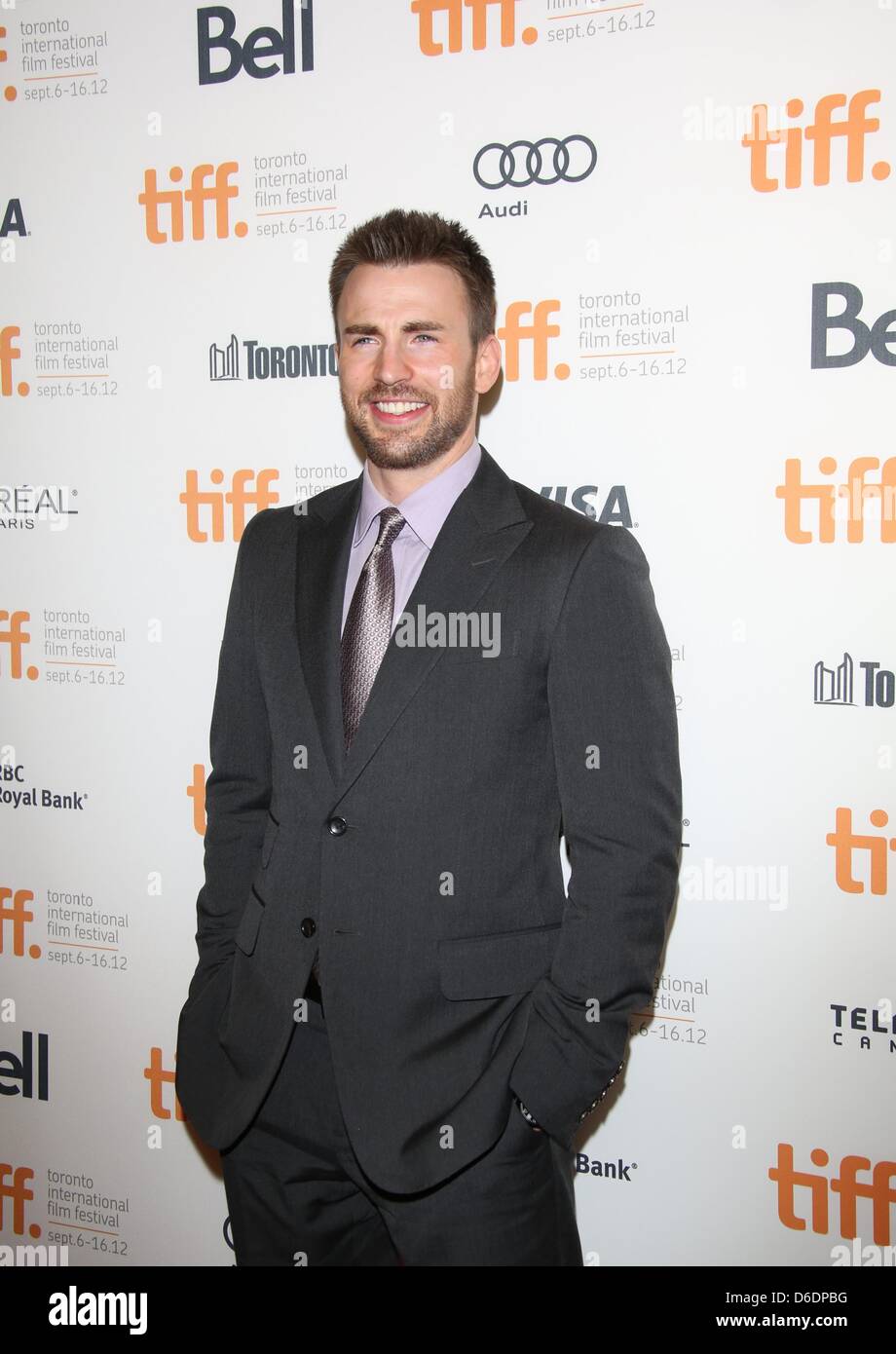 US actor Chris Evans arrives at the premiere of the movie 'Iceman ...