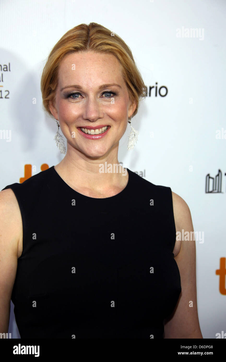 US actress Laura Linney arrives at the premiere of the movie 'Hyde Park ...