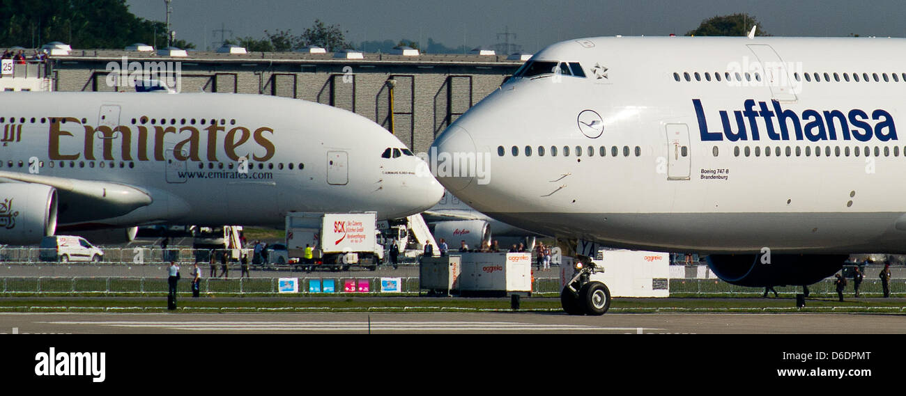 Airbus A380 Vs Boeing 747 8