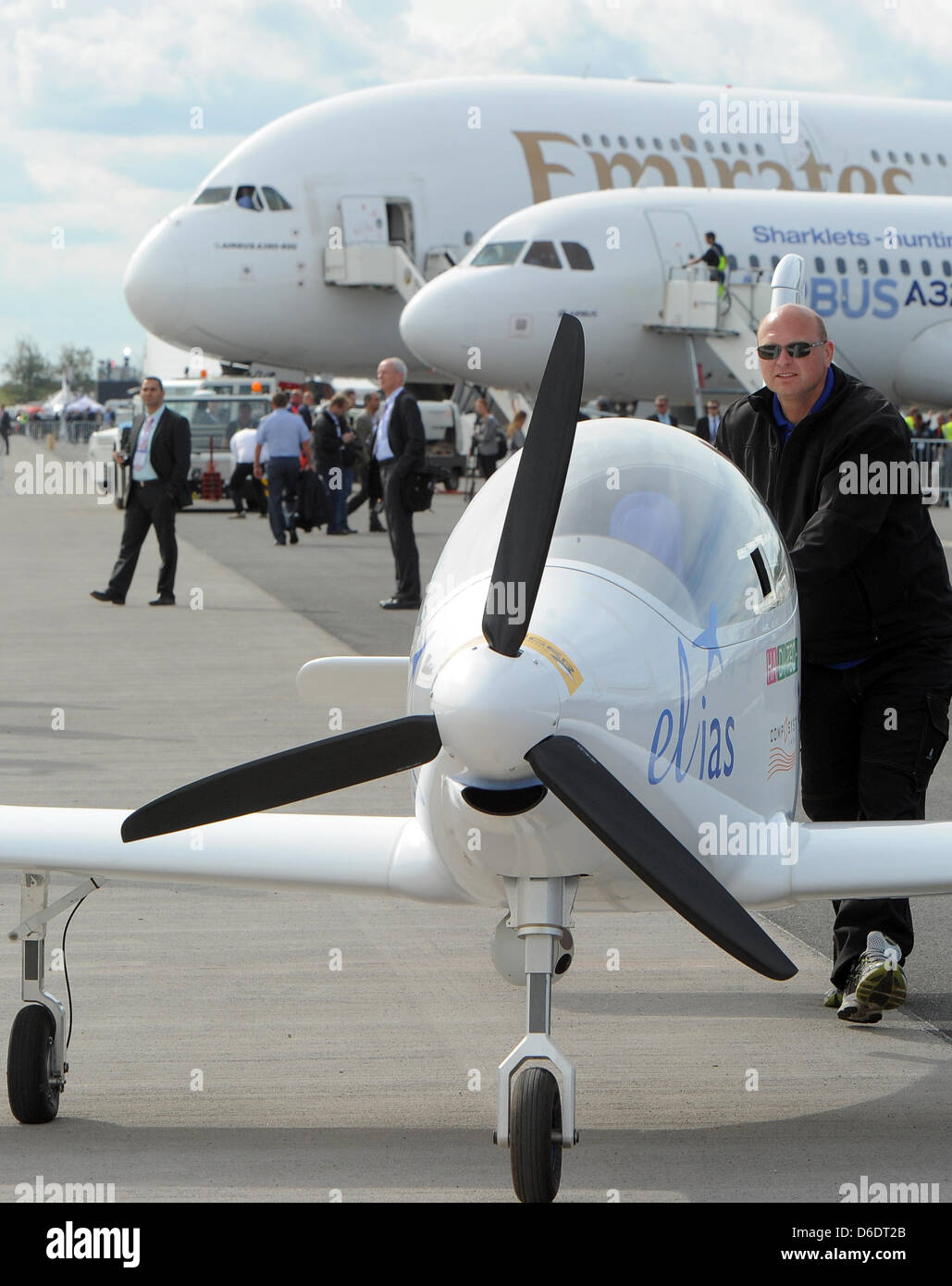 The electric aircraft Elektra One Solar is pushed while the Airbus A320 ...