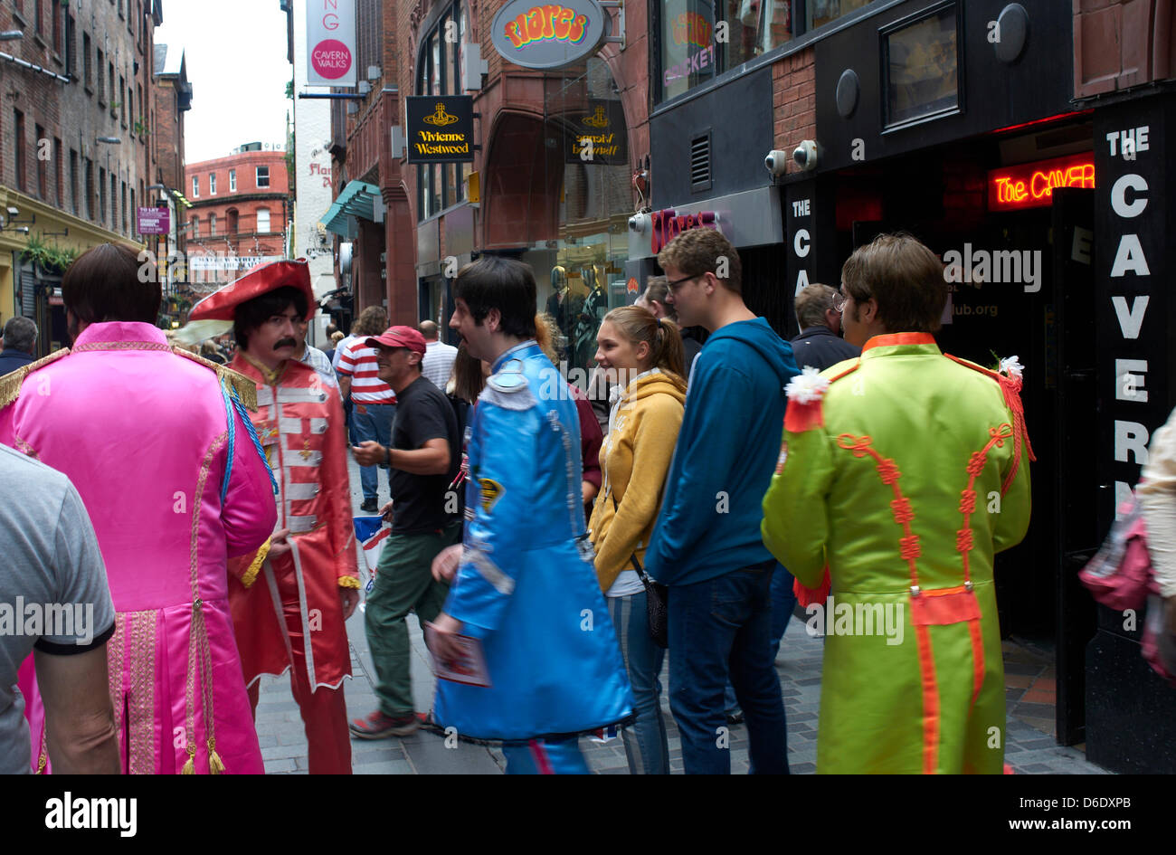 Beatles dress hi-res stock photography and images - Alamy