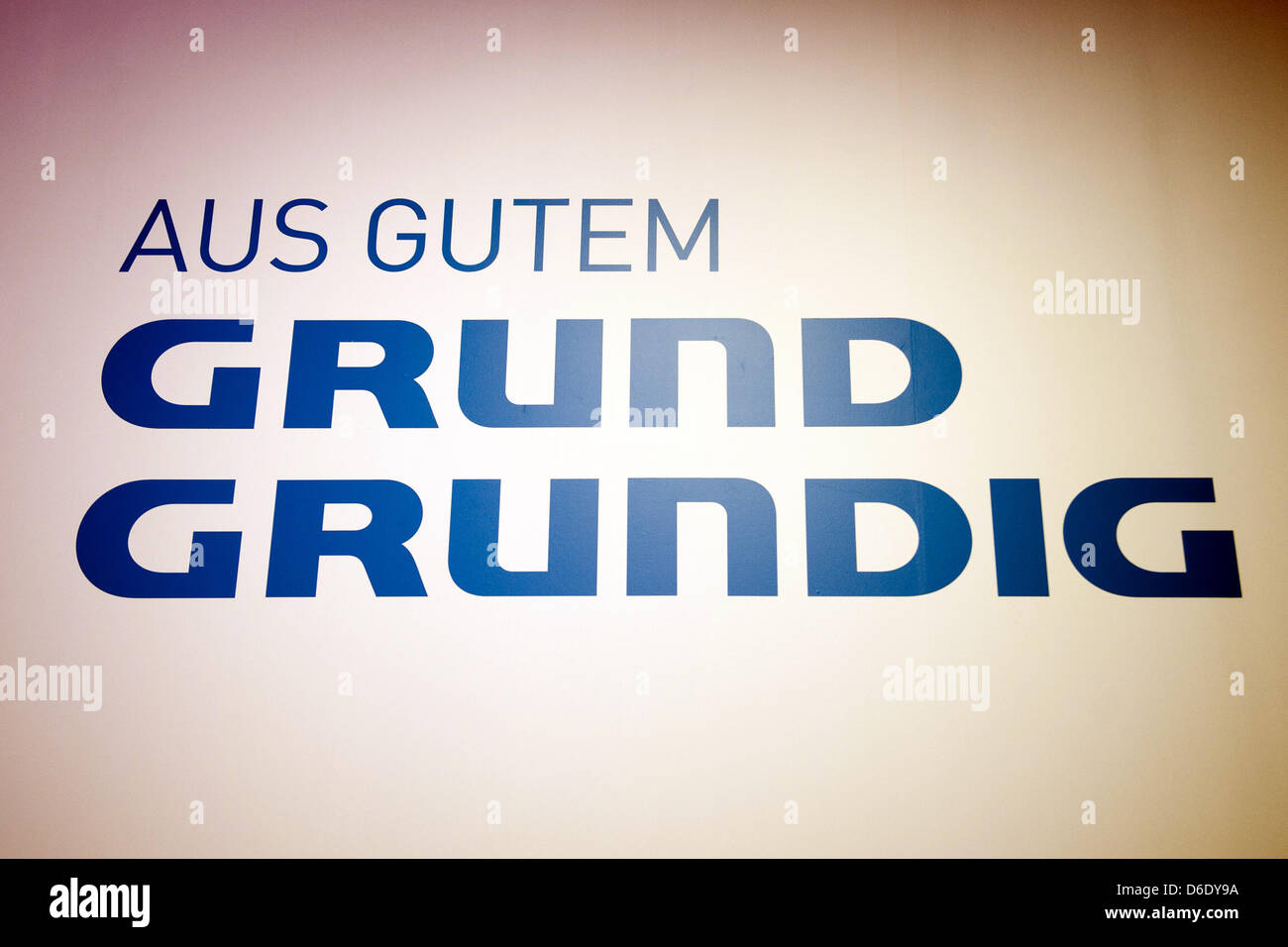 Grundig logo hi-res stock photography and images - Alamy