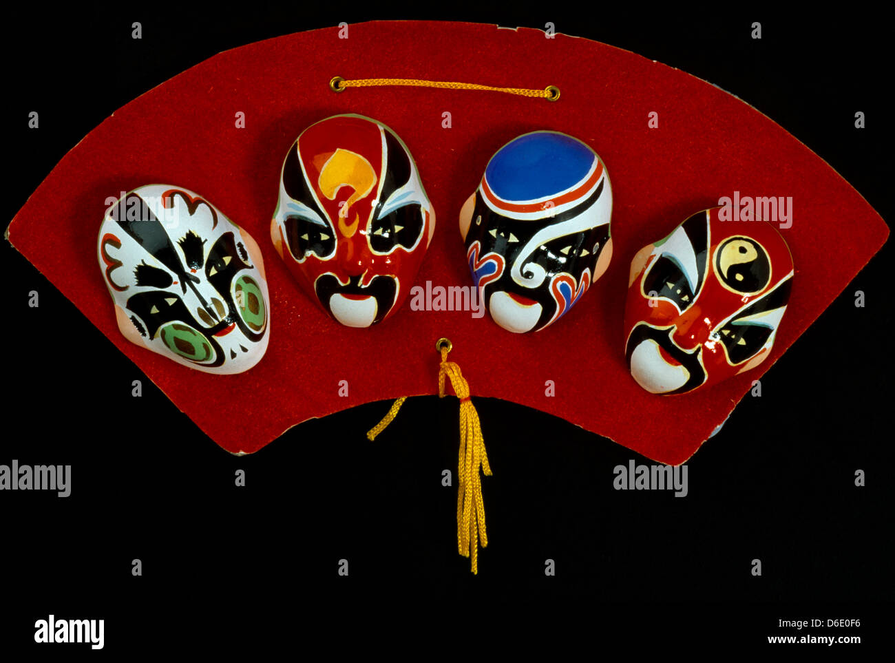 Chinese masks hi-res stock photography and images - Alamy
