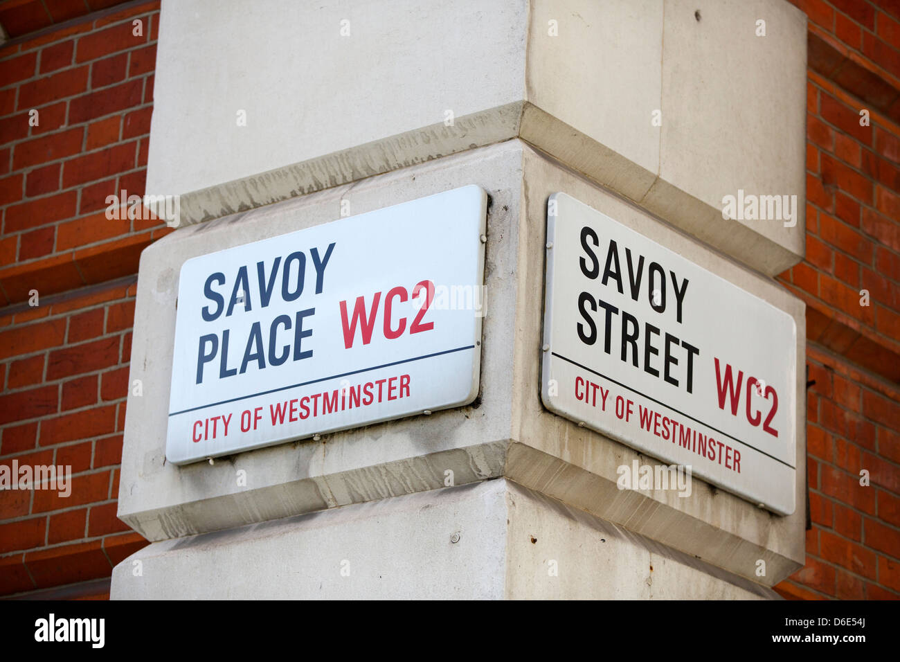 View of London signage at Savoy Place London Stock Photo - Alamy