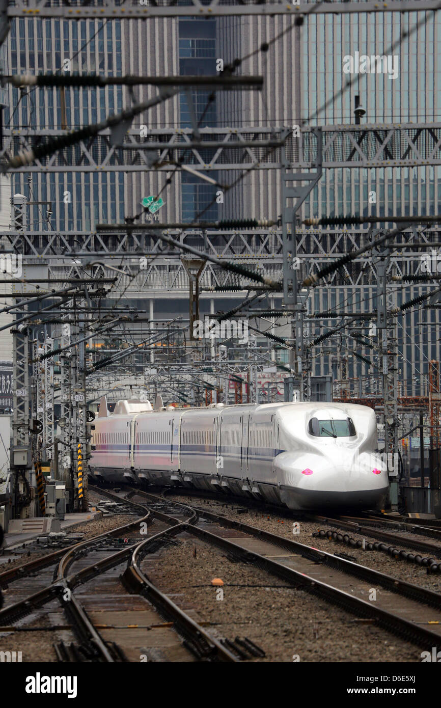 Japanese bullet train shinkansen hi-res stock photography and images - Alamy