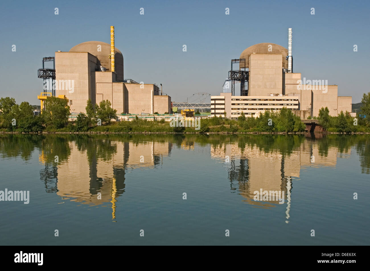 EUROPE, FRANCE, St Alban and St Maurice Nuclear Power Station on the ...