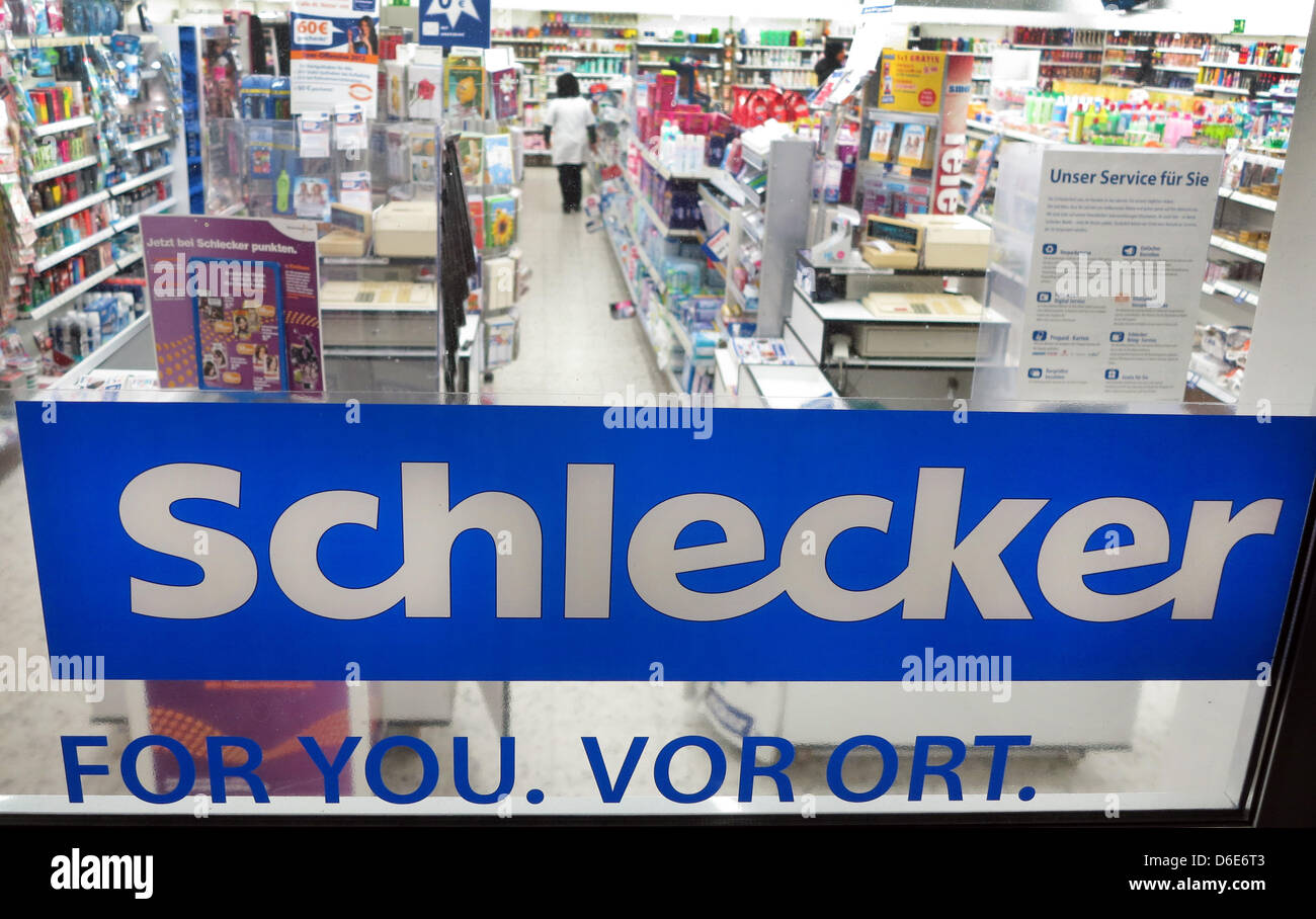 Logo schlecker hi-res stock photography and images - Alamy