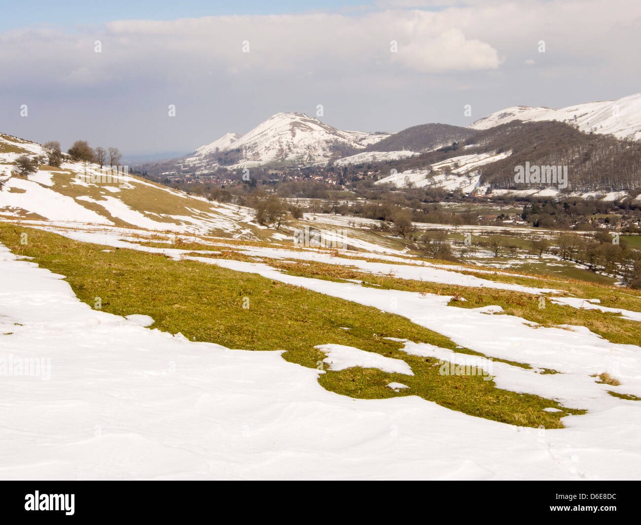 The Long Mynd above Church Stretton, during unseasonal cold weather in ...