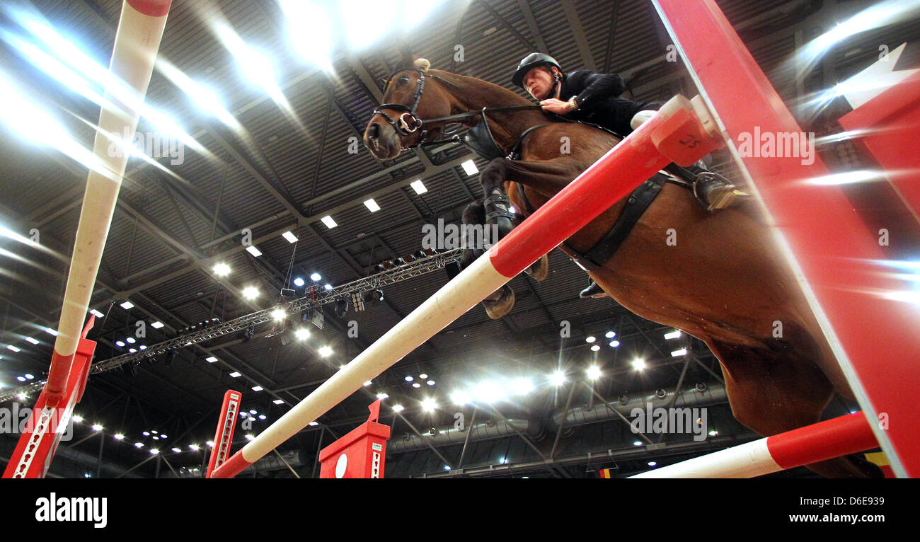 Show jumping world cup hi-res stock photography and images - Alamy