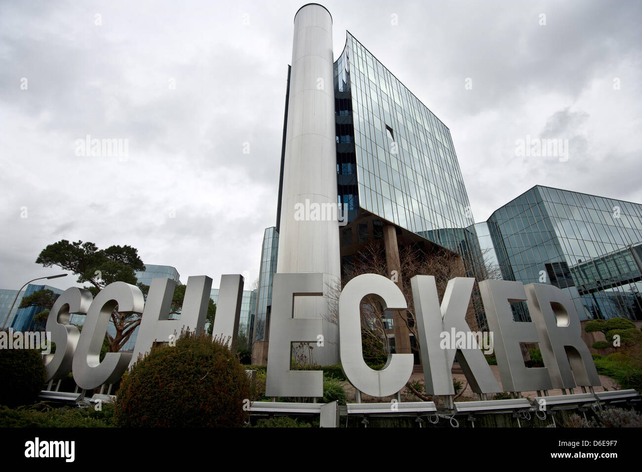 Logo schlecker hi-res stock photography and images - Alamy