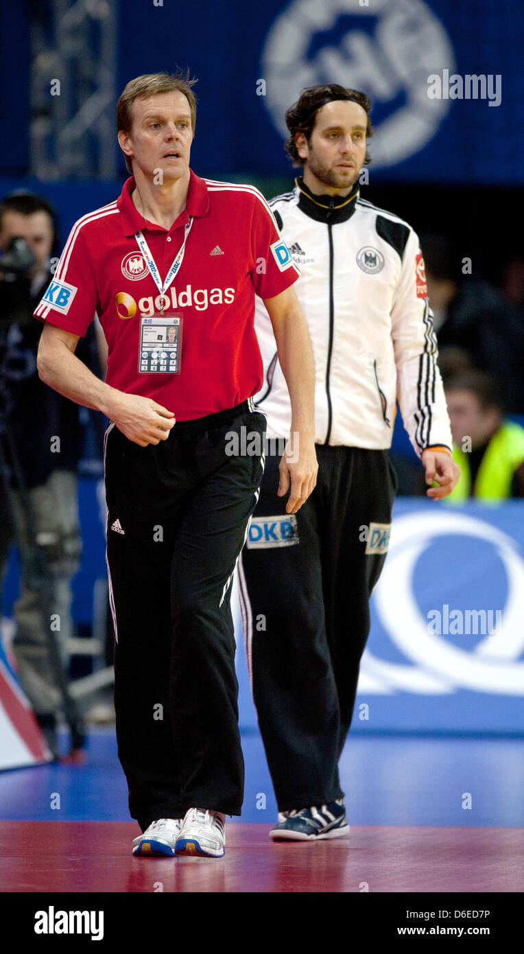 German head coach player Martin Heuberger (L) and goalkeeper Silvio ...