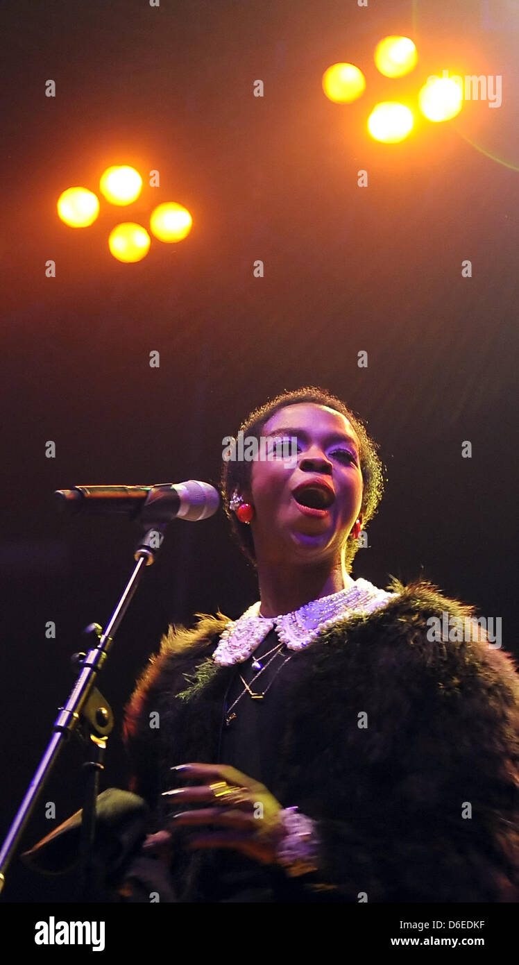 Singer fugees lauryn hill hi-res stock photography and images - Alamy