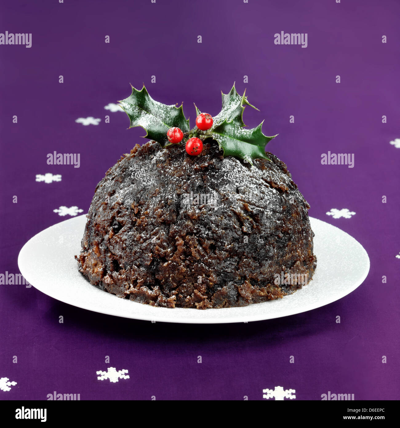Purple plum pudding hi-res stock photography and images - Alamy