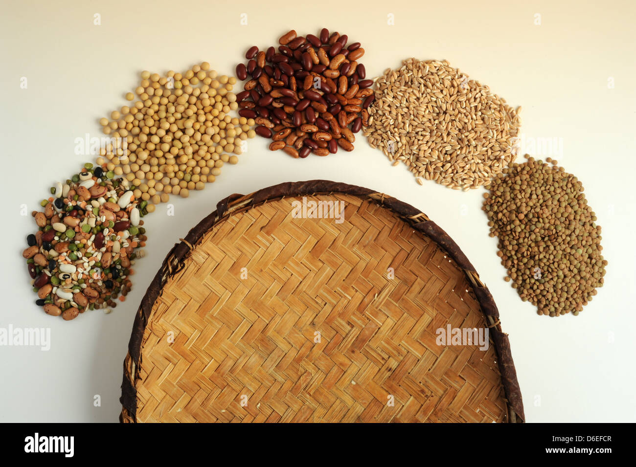 Legumes for vegetarian food Stock Photo - Alamy