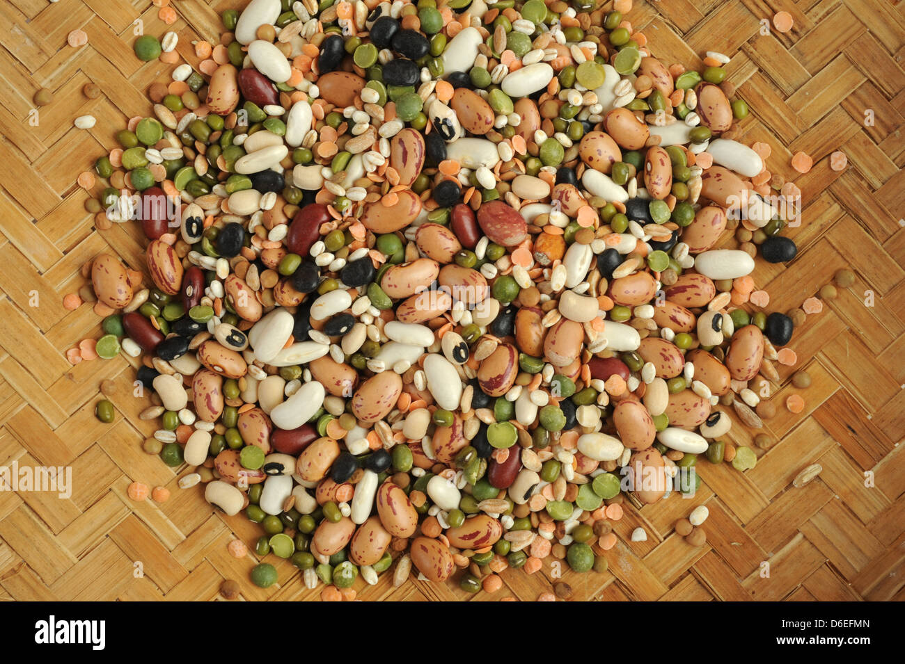 Legumes for vegetarian food Stock Photo - Alamy