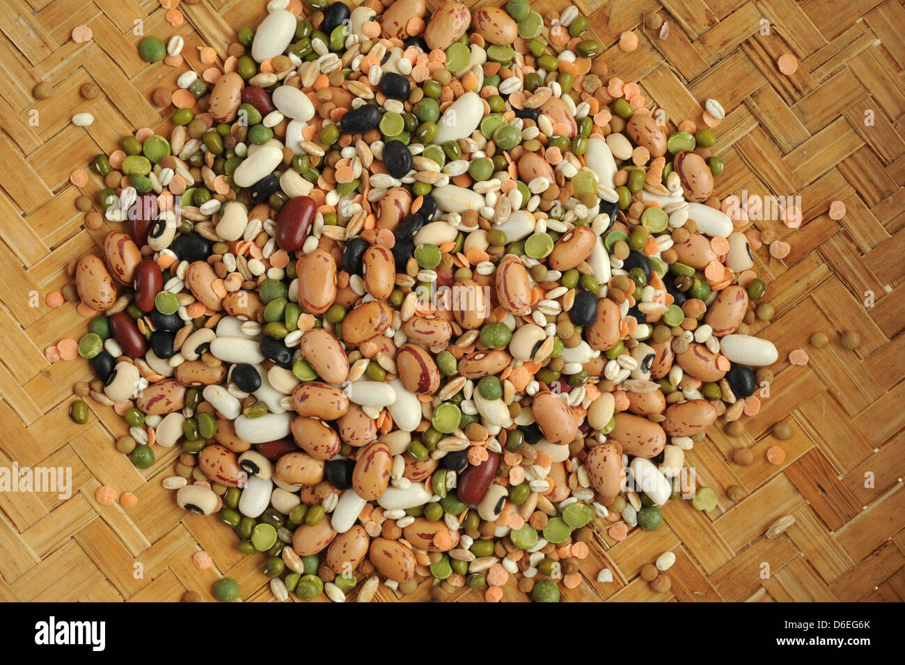 Legumes for vegetarian food Stock Photo - Alamy