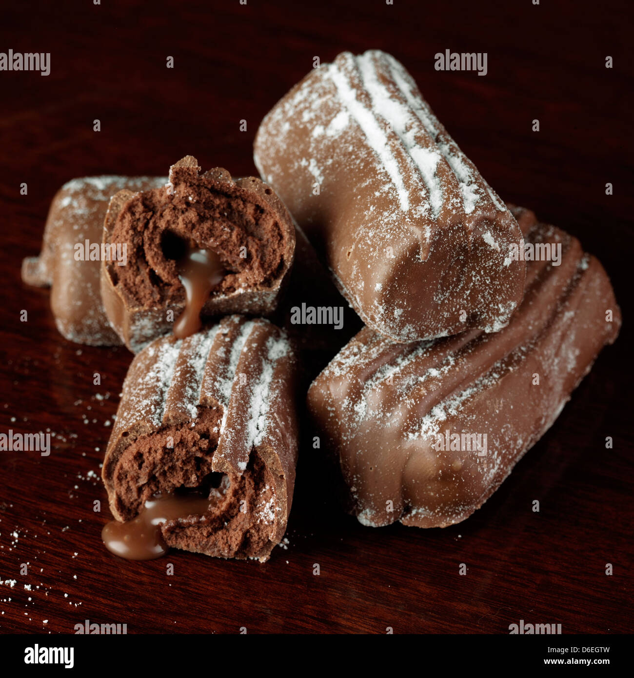 Halved log hi-res stock photography and images - Alamy