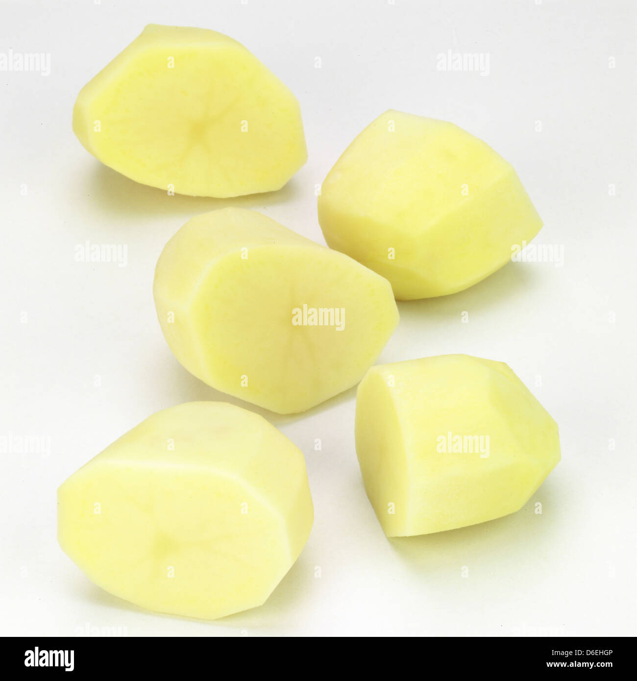 Peeled potato halves hi-res stock photography and images - Alamy