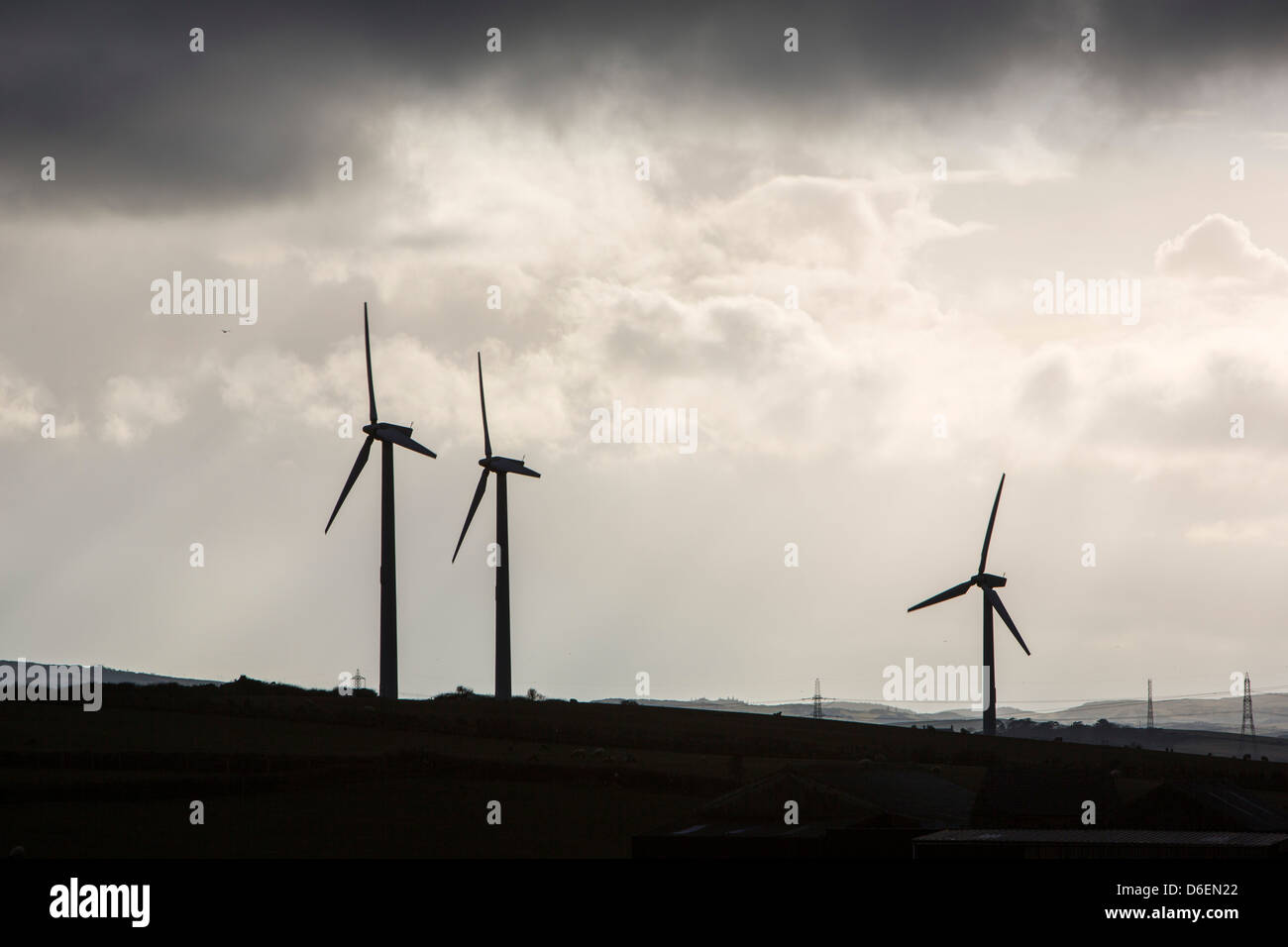 Wind turbines at a wind farm near Amlwych on Anglesey, Wales, UK Stock ...